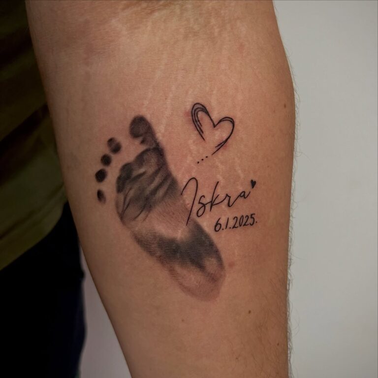 17+ Adorable Baby Tattoo Ideas to Celebrate Your Little One