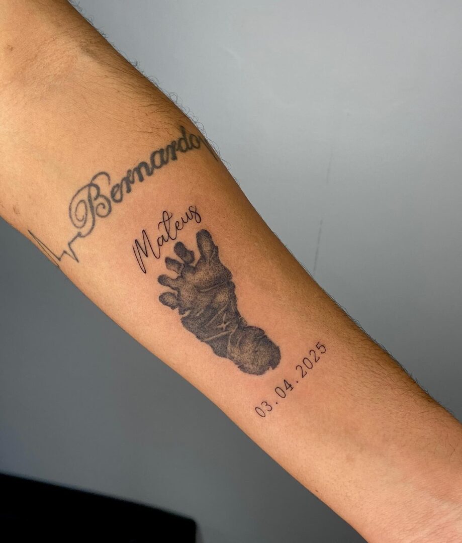 17+ Adorable Baby Tattoo Ideas to Celebrate Your Little One